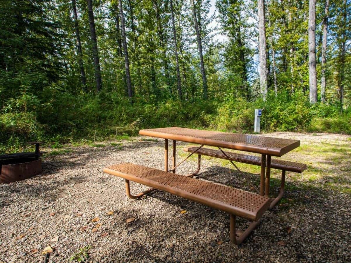 Lessard Lake Public Campground | Lac Ste. Anne County