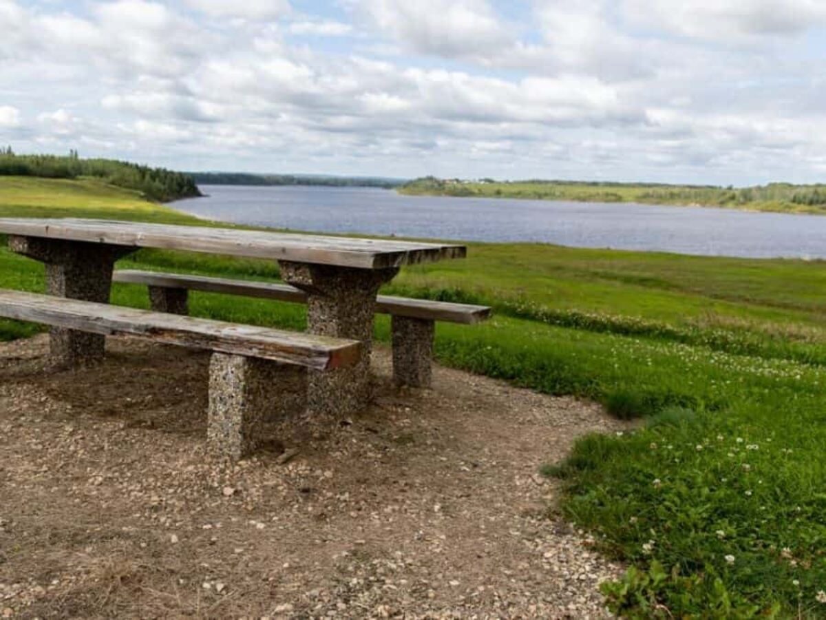 Sangudo Riverside Campground | Lac Ste. Anne County