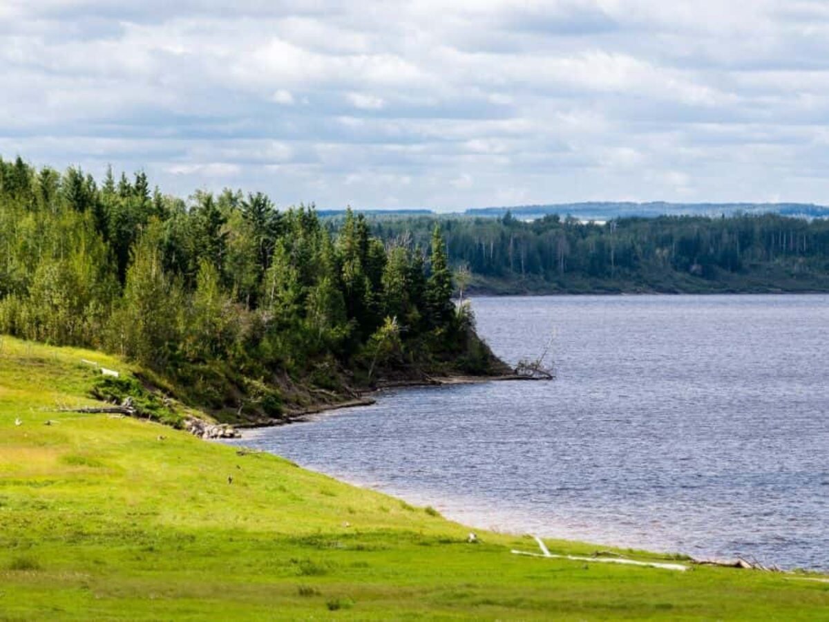 Sangudo Riverside Campground | Lac Ste. Anne County